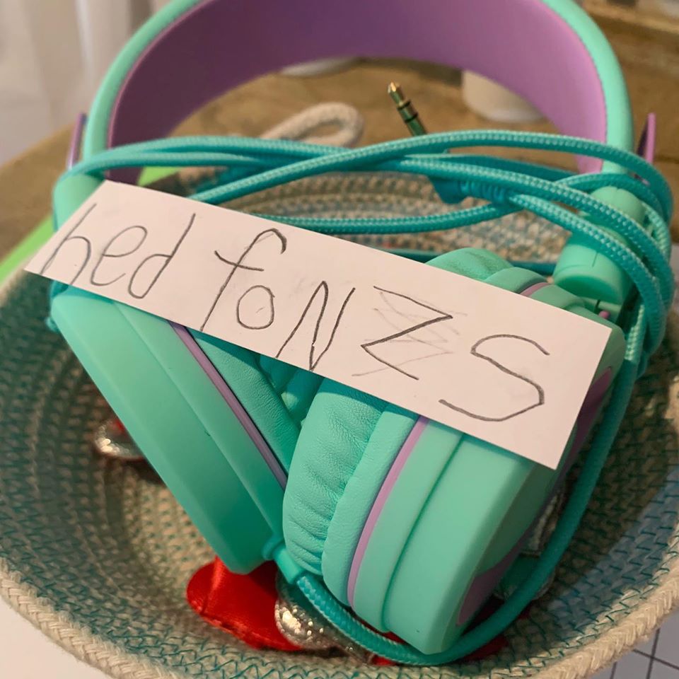 10 Labeling the Room Activities for Beginning readers – MOMtessori Life